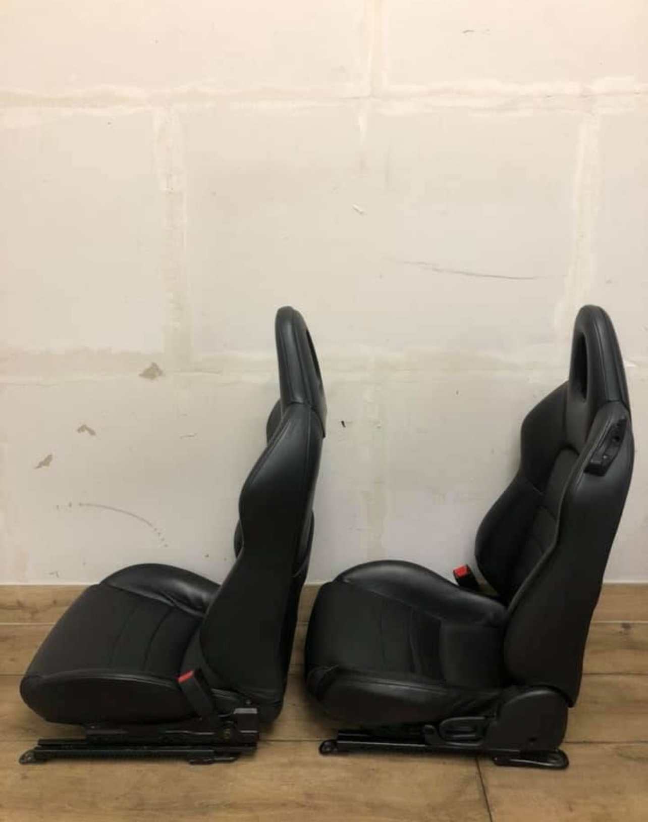 Honda S2000 Black Seats USA - Hondamodelparts.com